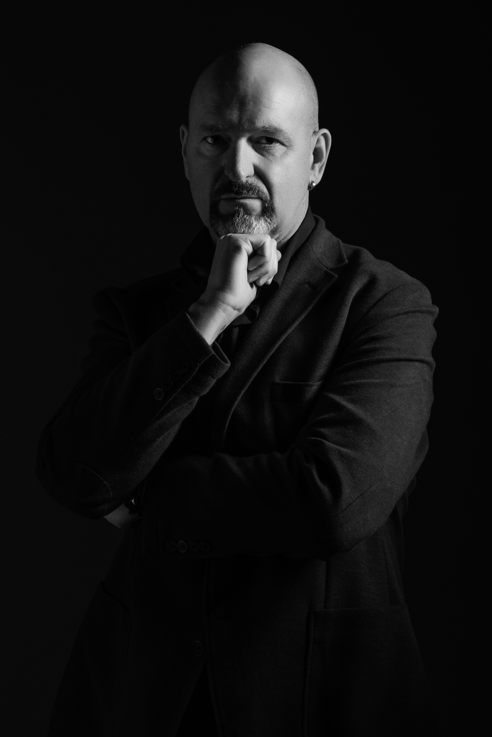 Esteban Navarro: «Mi momento de mayor inspiración es la noche»